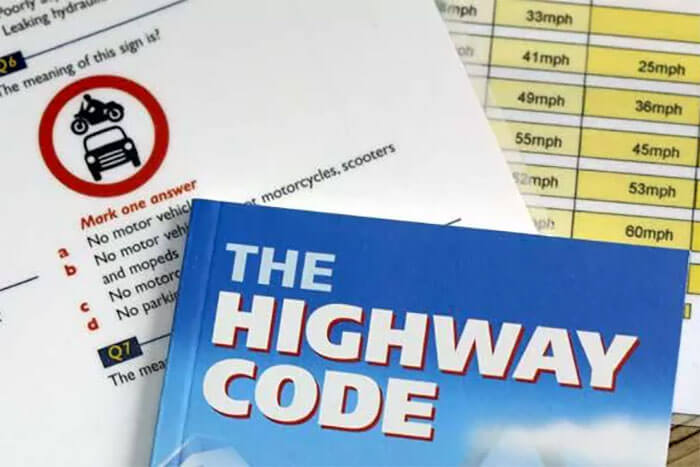 How Old Do You Have To Be For A Full Motorbike Licence | Reviewmotors.co